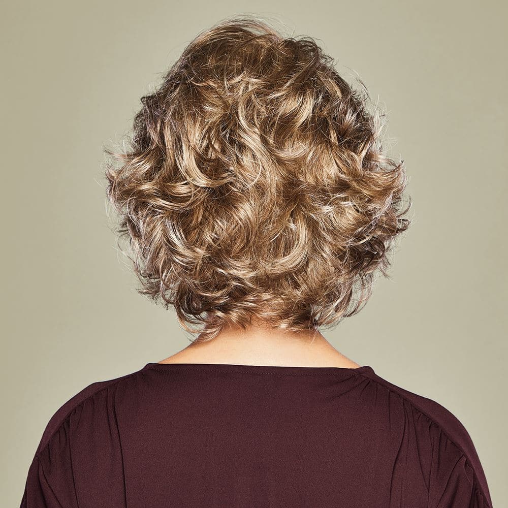 Transform Your Style with Tori Wig - Explore Mid-Length Wavy Wigs ...
